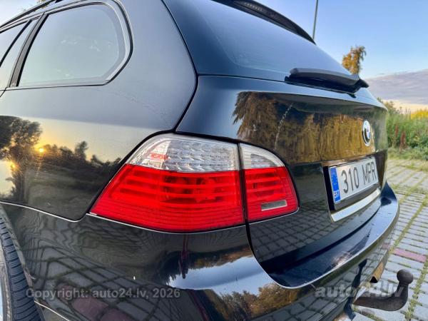 Melns BMW 5 Series 2006 Tallina, ar dzinēja tilpumu 3.00 L un nobraukumu 0 tūkst. km par 4299 €, foto 7 vietnē AUTOMOTO.COM.LV