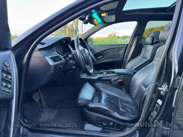 Melns BMW 5 Series 2006 Tallina, ar dzinēja tilpumu 3.00 L un nobraukumu 0 tūkst. km par 4299 €, foto 10 vietnē AUTOMOTO.COM.LV