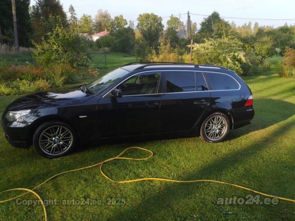 Melns BMW 5 Series 2007 Tallina, ar dzinēja tilpumu 2.00 L un nobraukumu 231 tūkst. km par 6500 €, foto 11 vietnē AUTOMOTO.COM.LV