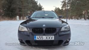 Melns BMW 5 Series 2007 Tallina, ar dzinēja tilpumu 3.00 L un nobraukumu 399 tūkst. km par 6300 €, foto 2 vietnē AUTOMOTO.COM.LV