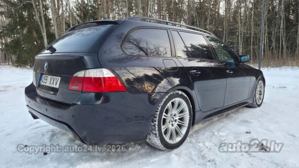Melns BMW 5 Series 2007 Tallina, ar dzinēja tilpumu 3.00 L un nobraukumu 399 tūkst. km par 6300 €, foto 7 vietnē AUTOMOTO.COM.LV