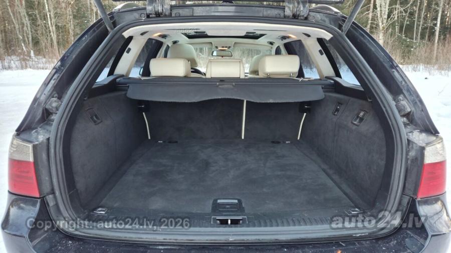 Melns BMW 5 Series 2007 Tallina, ar dzinēja tilpumu 3.00 L un nobraukumu 399 tūkst. km par 6300 €, foto 14 vietnē AUTOMOTO.COM.LV