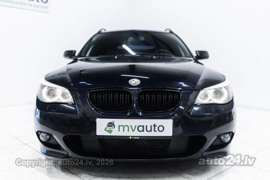 Melns BMW 5 Series 2007 Tallina, ar dzinēja tilpumu 3.00 L un nobraukumu 372 tūkst. km par 5990 €, foto 4 vietnē AUTOMOTO.COM.LV