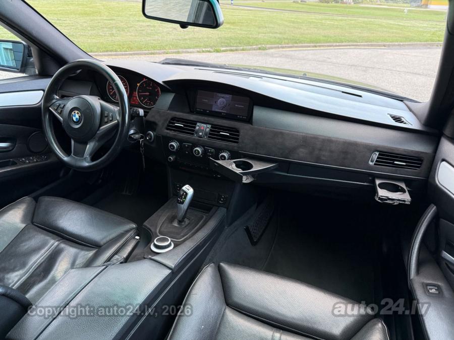 Melns BMW 5 Series 2007 Tartu, ar dzinēja tilpumu 3.00 L un nobraukumu 410 tūkst. km par 6400 €, foto 14 vietnē AUTOMOTO.COM.LV