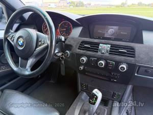 Melns BMW 5 Series 2007 Tartu, ar dzinēja tilpumu 3.00 L un nobraukumu 410 tūkst. km par 6400 €, foto 15 vietnē AUTOMOTO.COM.LV
