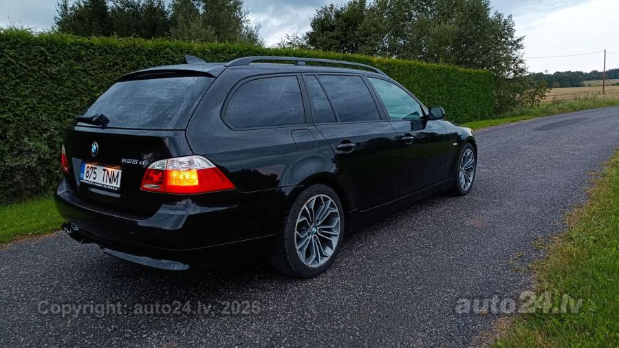 Melns BMW 5 Series 2007 Tallina, ar dzinēja tilpumu 2.50 L un nobraukumu 350 tūkst. km par 4500 €, foto 8 vietnē AUTOMOTO.COM.LV