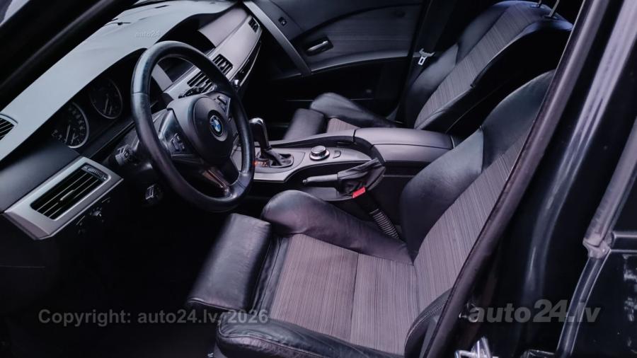 Melns BMW 5 Series 2007 Tallina, ar dzinēja tilpumu 2.50 L un nobraukumu 350 tūkst. km par 4500 €, foto 14 vietnē AUTOMOTO.COM.LV