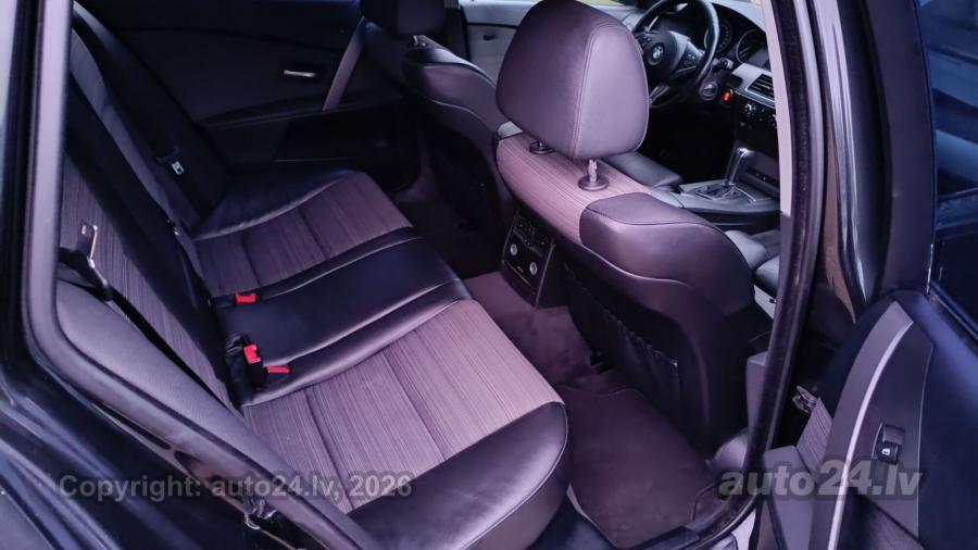 Melns BMW 5 Series 2007 Tallina, ar dzinēja tilpumu 2.50 L un nobraukumu 350 tūkst. km par 4500 €, foto 15 vietnē AUTOMOTO.COM.LV