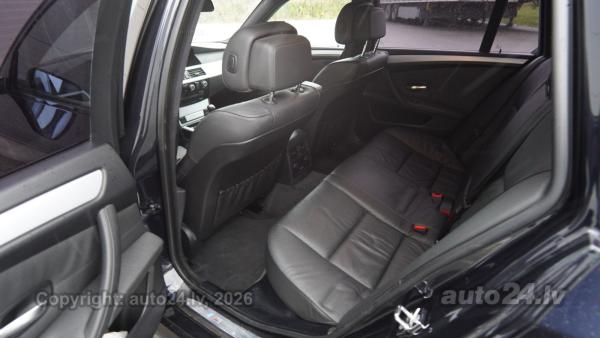 Black BMW 5 Series 2007 in Tartu, with an engine capacity of 3.00 L and mileage of 307 thousand km for 6499 €, photo 7 on AUTOMOTO.COM.LV