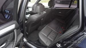 Melns BMW 5 Series 2007 Tartu, ar dzinēja tilpumu 3.00 L un nobraukumu 307 tūkst. km par 6499 €, foto 7 vietnē AUTOMOTO.COM.LV