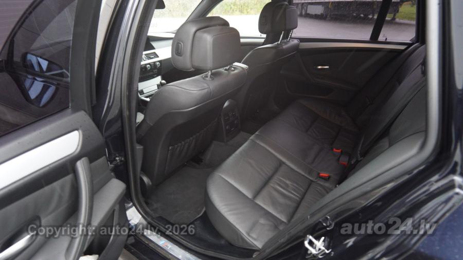 Melns BMW 5 Series 2007 Tartu, ar dzinēja tilpumu 3.00 L un nobraukumu 307 tūkst. km par 6499 €, foto 7 vietnē AUTOMOTO.COM.LV
