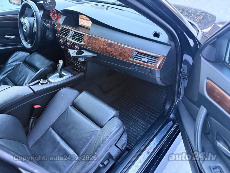 Black BMW 5 Series 2008 in Tartu, with an engine capacity of 3.00 L and mileage of 341 thousand km for 5900 €, photo 15 on AUTOMOTO.COM.LV
