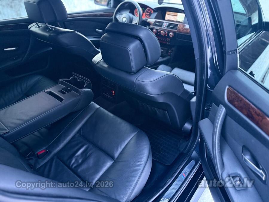 Melns BMW 5 Series 2008 Tartu, ar dzinēja tilpumu 3.00 L un nobraukumu 341 tūkst. km par 5900 €, foto 14 vietnē AUTOMOTO.COM.LV