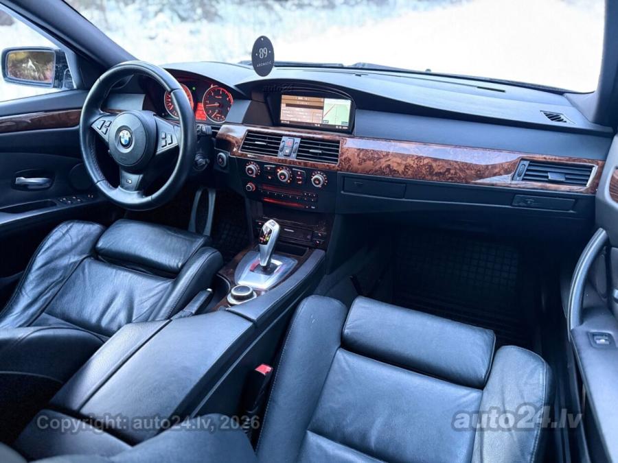 Melns BMW 5 Series 2008 Tartu, ar dzinēja tilpumu 3.00 L un nobraukumu 341 tūkst. km par 5900 €, foto 16 vietnē AUTOMOTO.COM.LV