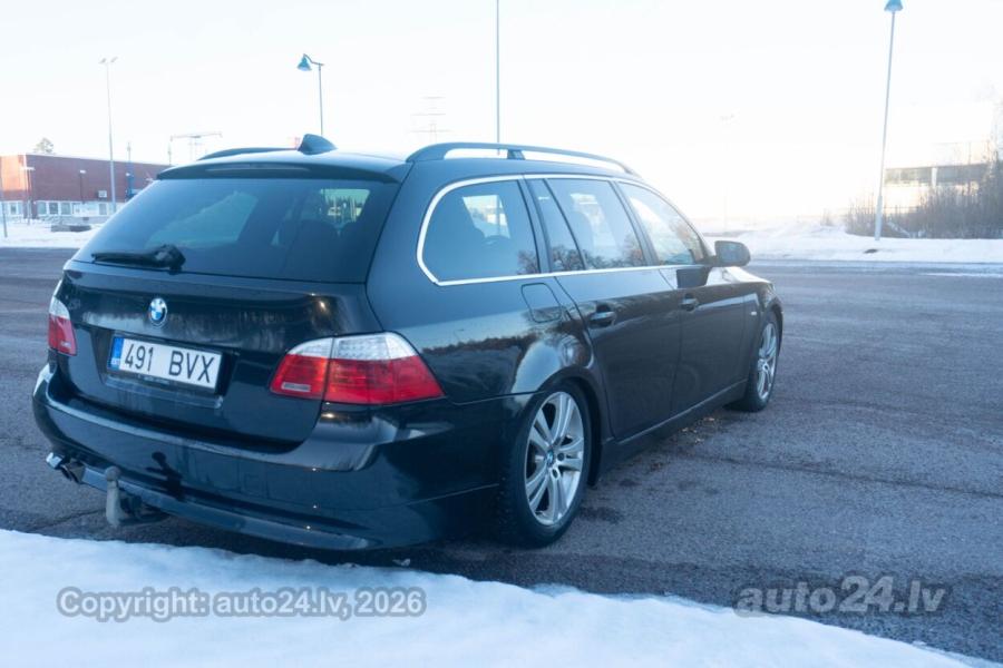 Melns BMW 5 Series 2008 Tallina, ar dzinēja tilpumu 3.00 L un nobraukumu 367 tūkst. km par 4500 €, foto 9 vietnē AUTOMOTO.COM.LV