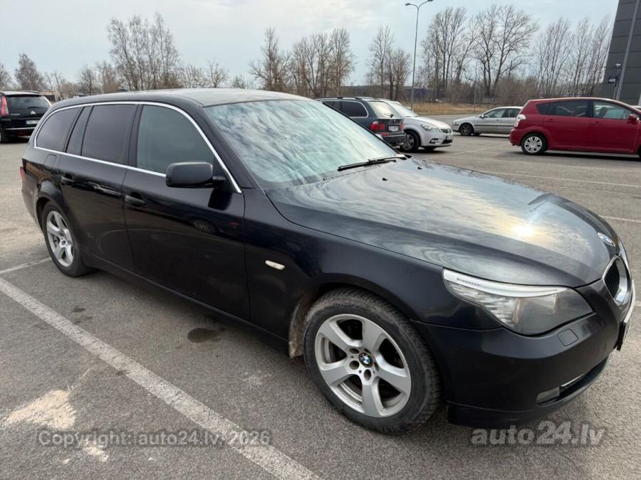 Black BMW 5 Series 2008 in Riga, with an engine capacity of 2.00 L and mileage of 383 thousand km for 4200 €, photo 5 on AUTOMOTO.COM.LV