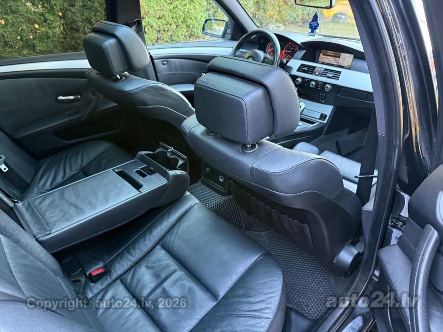Melns BMW 5 Series 2008 Tartu, ar dzinēja tilpumu 3.00 L un nobraukumu 433 tūkst. km par 5200 €, foto 19 vietnē AUTOMOTO.COM.LV