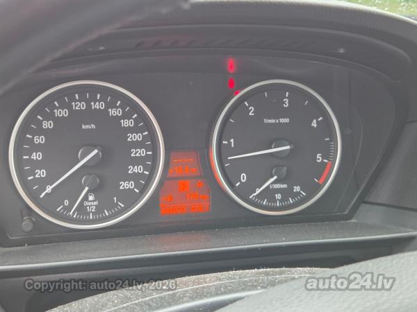 Melns BMW 5 Series 2008 Pērnava, ar dzinēja tilpumu 3.00 L un nobraukumu 500 tūkst. km par 3200 €, foto 5 vietnē AUTOMOTO.COM.LV