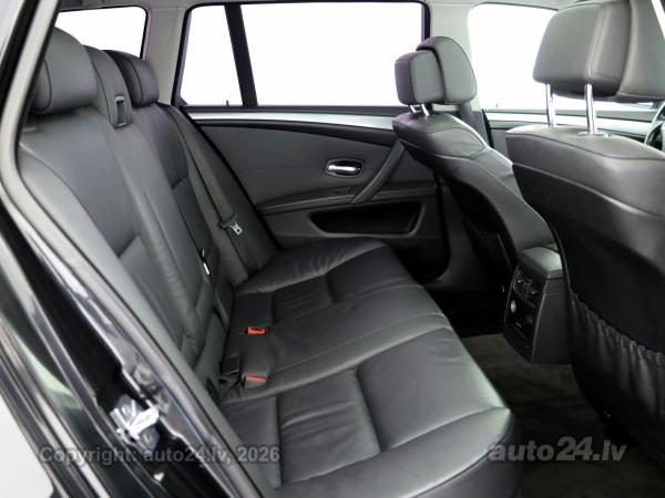 BMW 5 Series 2008 Tallina vietnē Melns BMW 5 Series 2008 Tallina, ar dzinēja tilpumu 2.50 L un nobraukumu 269 tūkst. km par 3499 €, foto 8 vietnē AUTOMOTO.COM.LV