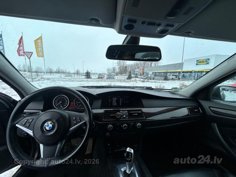 Black BMW 5 Series 2009 in Tallinn, with an engine capacity of 3.00 L and mileage of 373 thousand km for 7500 €, photo 8 on AUTOMOTO.COM.LV