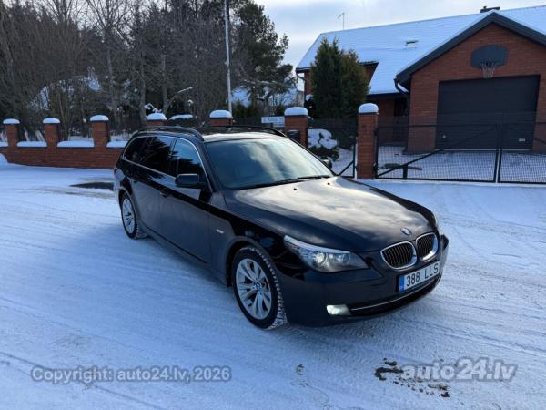 Black BMW 5 Series 2009 in Tartu, with an engine capacity of 3.00 L and mileage of 366 thousand km for 4999 €, photo 1 on AUTOMOTO.COM.LV