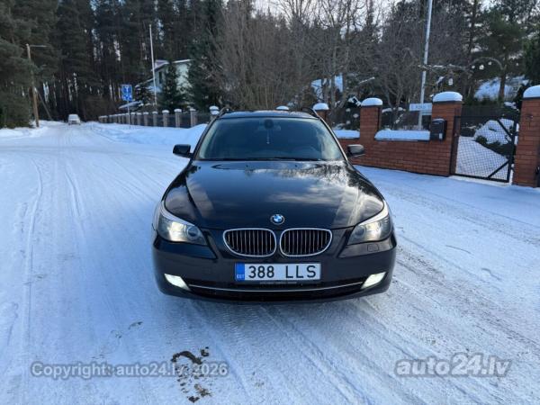 Black BMW 5 Series 2009 in Tartu, with an engine capacity of 3.00 L and mileage of 366 thousand km for 4999 €, photo 2 on AUTOMOTO.COM.LV