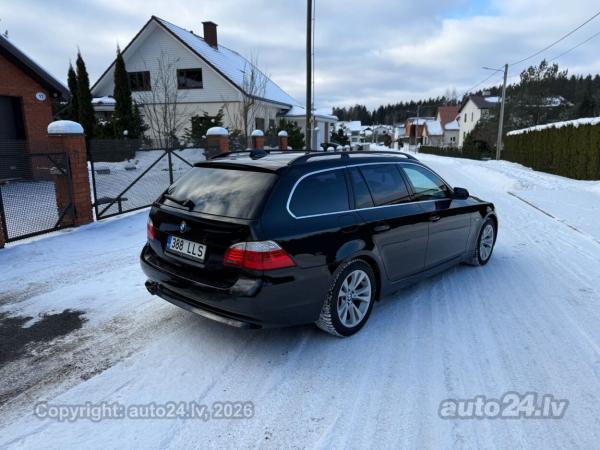 Black BMW 5 Series 2009 in Tartu, with an engine capacity of 3.00 L and mileage of 366 thousand km for 4999 €, photo 7 on AUTOMOTO.COM.LV