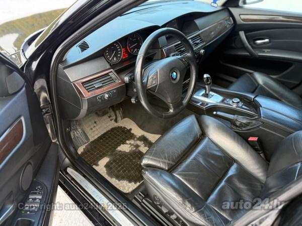 Black BMW 5 Series 2009 in Tartu, with an engine capacity of 3.00 L and mileage of 366 thousand km for 4999 €, photo 10 on AUTOMOTO.COM.LV