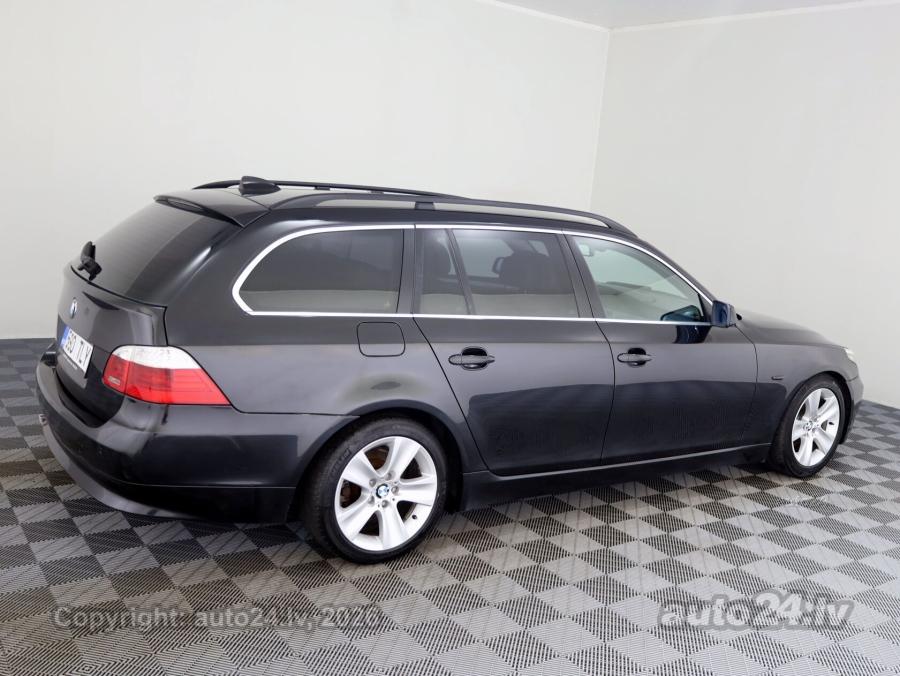 Black BMW 5 Series 2009 in Tallinn, with an engine capacity of 3.00 L and mileage of 346 thousand km for 3499 €, photo 4 on AUTOMOTO.COM.LV