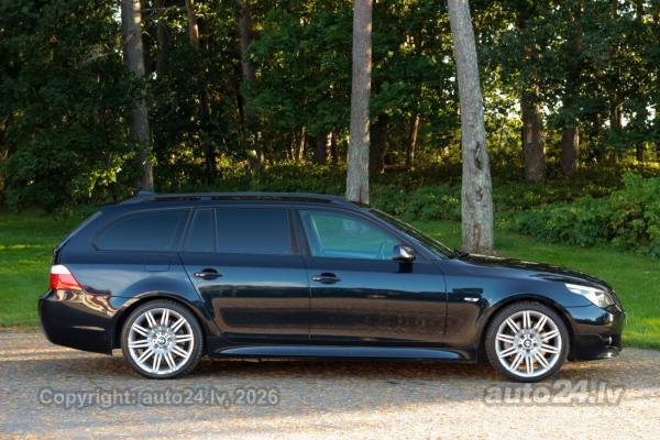 Melns BMW 5 Series 2009 Tallina, ar dzinēja tilpumu 3.00 L un nobraukumu 298 tūkst. km par 8899 €, foto 8 vietnē AUTOMOTO.COM.LV