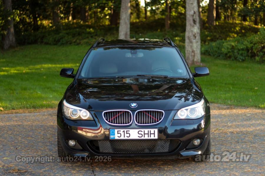 Melns BMW 5 Series 2009 Tallina, ar dzinēja tilpumu 3.00 L un nobraukumu 298 tūkst. km par 8899 €, foto 9 vietnē AUTOMOTO.COM.LV