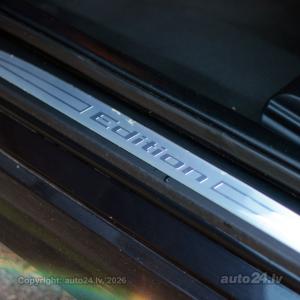 Melns BMW 5 Series 2009 Tallina, ar dzinēja tilpumu 3.00 L un nobraukumu 298 tūkst. km par 8899 €, foto 17 vietnē AUTOMOTO.COM.LV