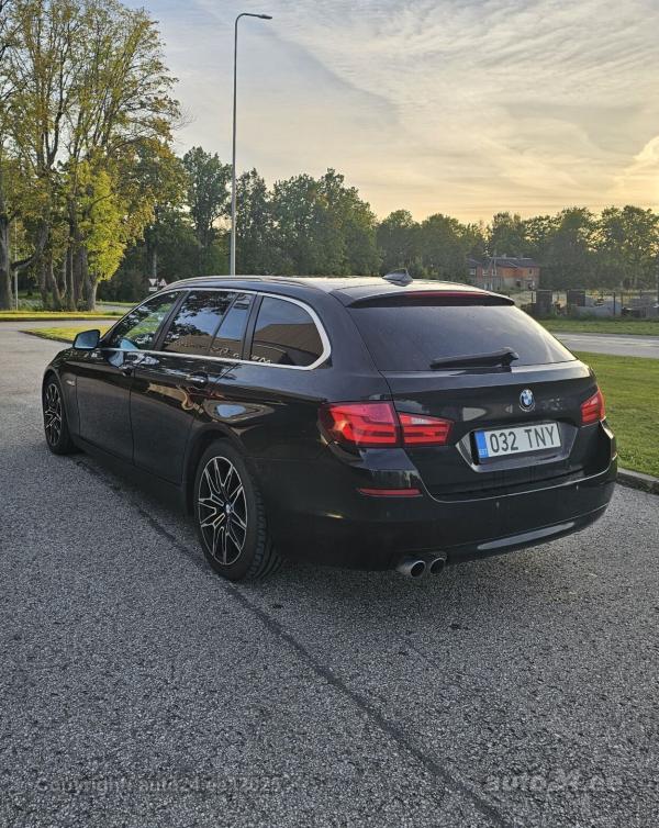Melns BMW 5 Series 2010 Tartu, ar dzinēja tilpumu 3.00 L un nobraukumu 365 tūkst. km par 7999 €, foto 1 vietnē AUTOMOTO.COM.LV