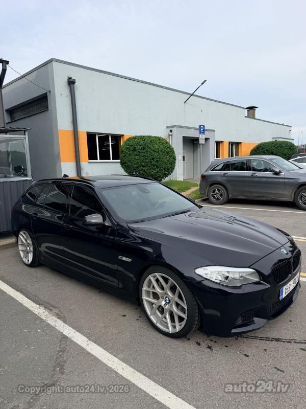 Melns BMW 5 Series 2010 Tallina, ar dzinēja tilpumu 3.00 L un nobraukumu 415 tūkst. km par 11500 €, foto 3 vietnē AUTOMOTO.COM.LV