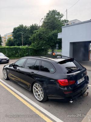 Black BMW 5 Series 2010 in Tallinn, with an engine capacity of 3.00 L and mileage of 415 thousand km for 11500 €, photo 5 on AUTOMOTO.COM.LV