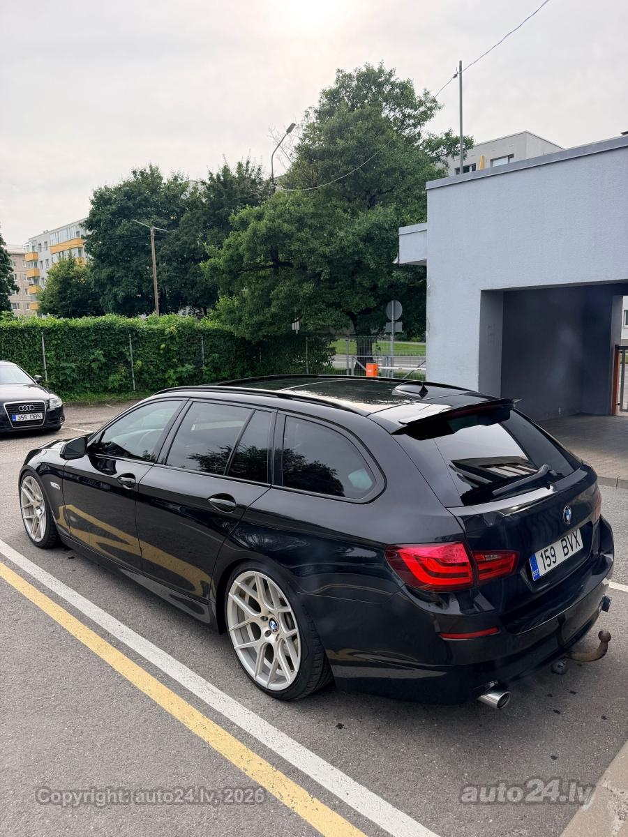 Black BMW 5 Series 2010 in Tallinn, with an engine capacity of 3.00 L and mileage of 415 thousand km for 11500 €, photo 5 on AUTOMOTO.COM.LV