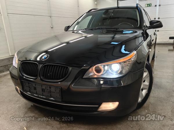 BMW 5 Series 2010 in Viljandi on AUTOMOTO.COM.LV Black BMW 5 Series 2010 in Viljandi, with an engine capacity of 2.00 L and mileage of 300 thousand km for 5490 €, photo 4 on AUTOMOTO.COM.LV