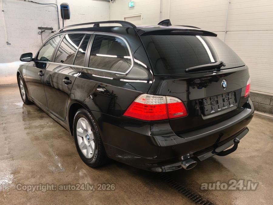 Melns BMW 5 Series 2010 Viljandi, ar dzinēja tilpumu 2.00 L un nobraukumu 300 tūkst. km par 5490 €, foto 16 vietnē AUTOMOTO.COM.LV