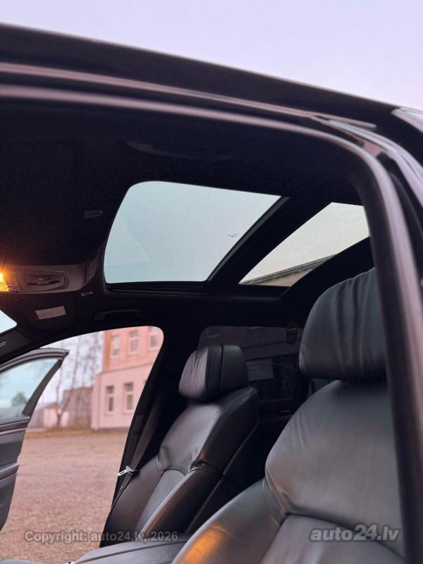 Melns BMW 5 Series 2011 Tallina, ar dzinēja tilpumu 3.00 L un nobraukumu 338 tūkst. km par 11499 €, foto 11 vietnē AUTOMOTO.COM.LV