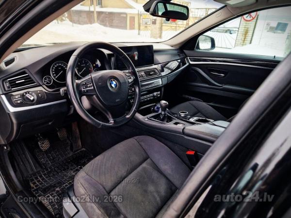 Melns BMW 5 Series 2011 Tallina, ar dzinēja tilpumu 2.00 L un nobraukumu 379 tūkst. km par 5700 €, foto 8 vietnē AUTOMOTO.COM.LV