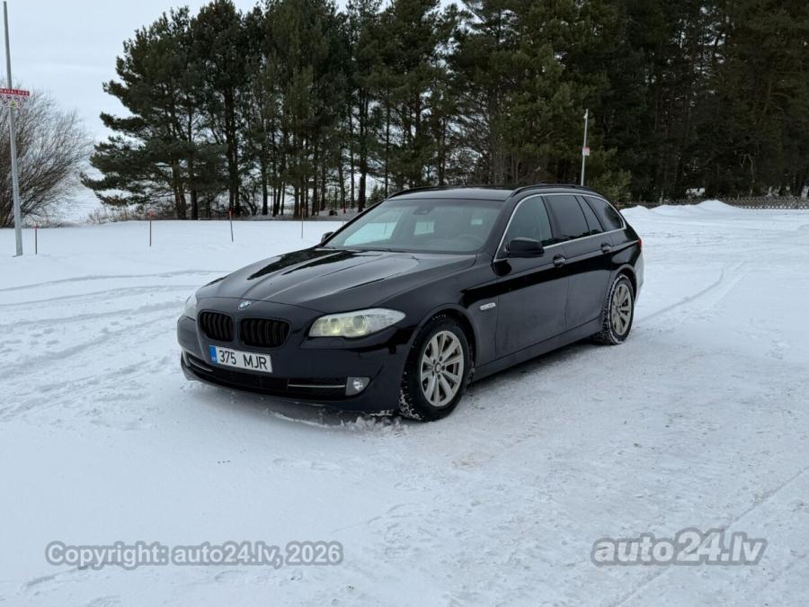 Melns BMW 5 Series 2011 Tallina, ar dzinēja tilpumu 3.00 L un nobraukumu 329 tūkst. km par 10900 €, foto 1 vietnē AUTOMOTO.COM.LV