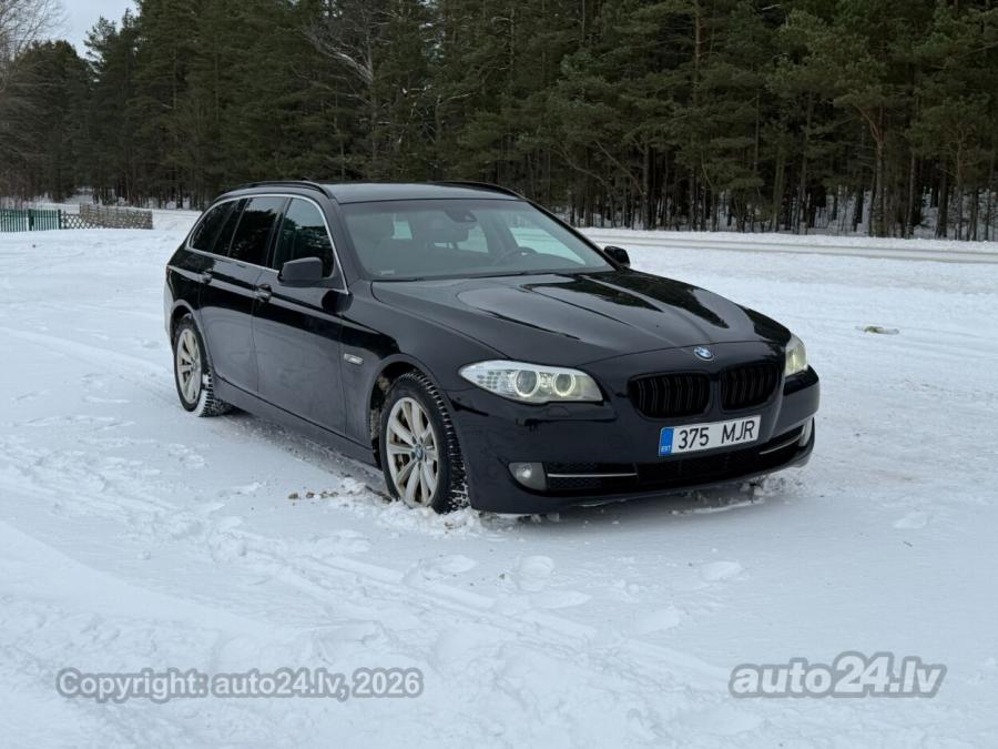 Melns BMW 5 Series 2011 Tallina, ar dzinēja tilpumu 3.00 L un nobraukumu 329 tūkst. km par 10900 €, foto 5 vietnē AUTOMOTO.COM.LV