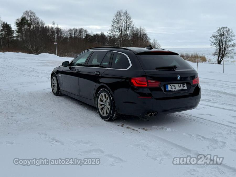 Melns BMW 5 Series 2011 Tallina, ar dzinēja tilpumu 3.00 L un nobraukumu 329 tūkst. km par 10900 €, foto 11 vietnē AUTOMOTO.COM.LV