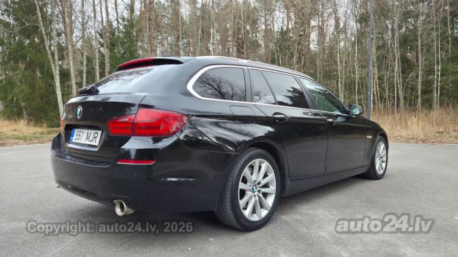 Melns BMW 5 Series 2011 Tallina, ar dzinēja tilpumu 3.00 L un nobraukumu 365 tūkst. km par 8800 €, foto 8 vietnē AUTOMOTO.COM.LV
