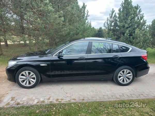 Black BMW 5 Series 2011 in Tartu, with an engine capacity of 3.00 L and mileage of 245 thousand km for 9490 €, photo 4 on AUTOMOTO.COM.LV