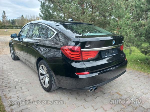 Black BMW 5 Series 2011 in Tartu, with an engine capacity of 3.00 L and mileage of 245 thousand km for 9490 €, photo 7 on AUTOMOTO.COM.LV