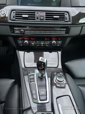 Melns BMW 5 Series 2011 Tallina, ar dzinēja tilpumu 3.00 L un nobraukumu 310 tūkst. km par 12500 €, foto 18 vietnē AUTOMOTO.COM.LV
