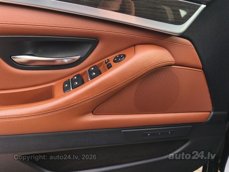 Melns BMW 5 Series 2011 Tartu, ar dzinēja tilpumu 3.00 L un nobraukumu 223 tūkst. km par 11990 €, foto 14 vietnē AUTOMOTO.COM.LV