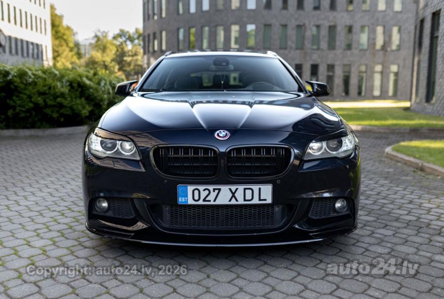 Black BMW 5 Series 2011 in Tallinn, with an engine capacity of 3.00 L and mileage of 291 thousand km for 11599 €, photo 7 on AUTOMOTO.COM.LV