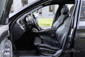Black BMW 5 Series 2011 in Tallinn, with an engine capacity of 3.00 L and mileage of 291 thousand km for 11599 €, photo 13 on AUTOMOTO.COM.LV